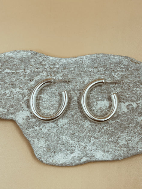 Small Narrow Chimbai Hoops in Silver Tone – Shop Lune