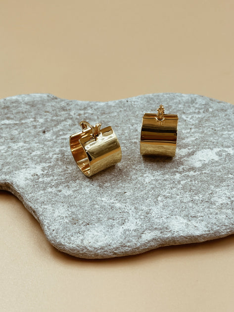 Small Tamara Hoops | 18kt Solid Gold – Shop Lune Global Private Limited